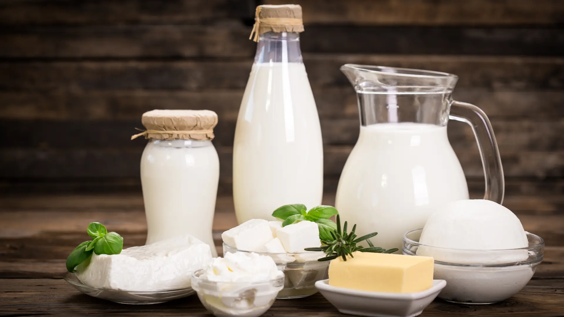 Tri mlečna proizvoda najštetnija su po zdravlje: Uništavaju crevnu floru i neprimetno goje